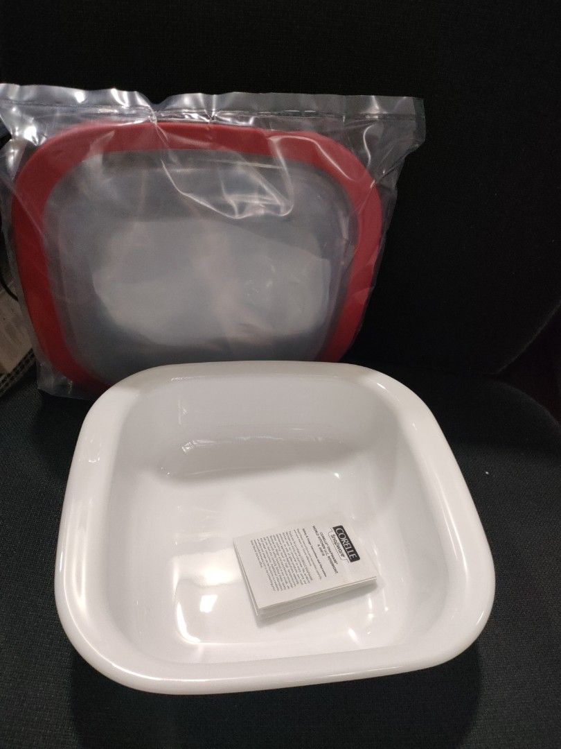 Corelle Snapware 1.4L Square, Furniture & Home Living, Kitchenware ...