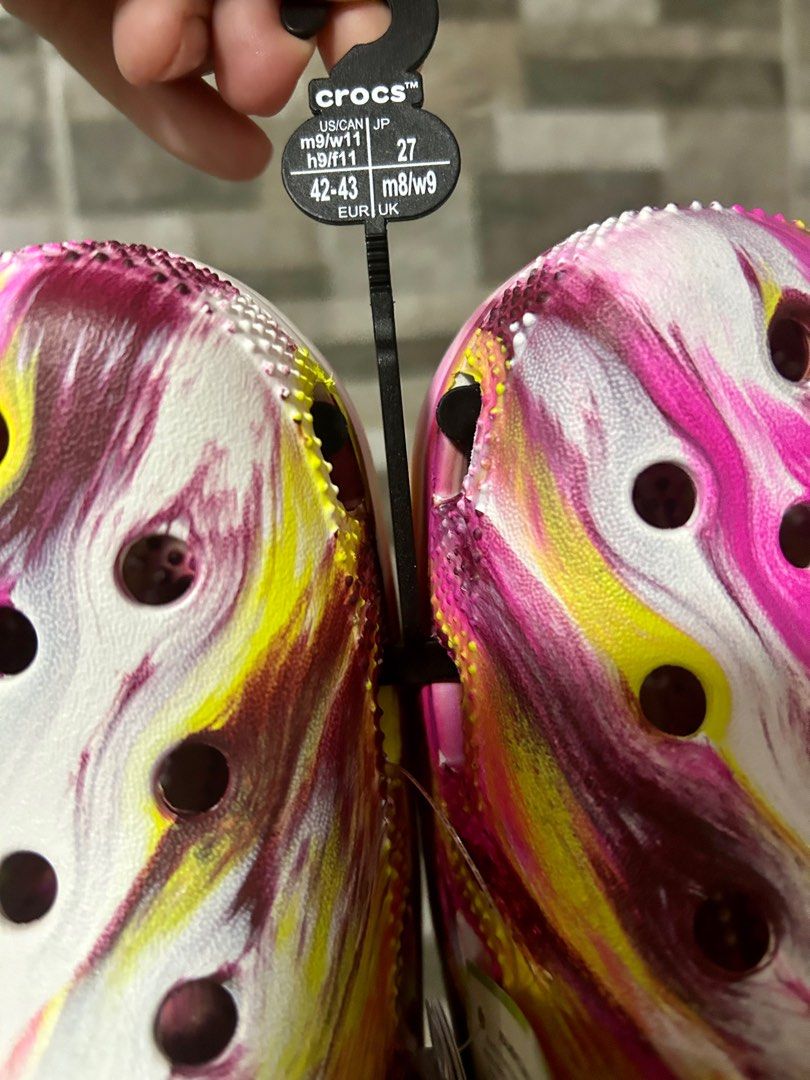 Crocs Classic Marbled Clog w/ free jibbitz, Men's Fashion, Footwear ...