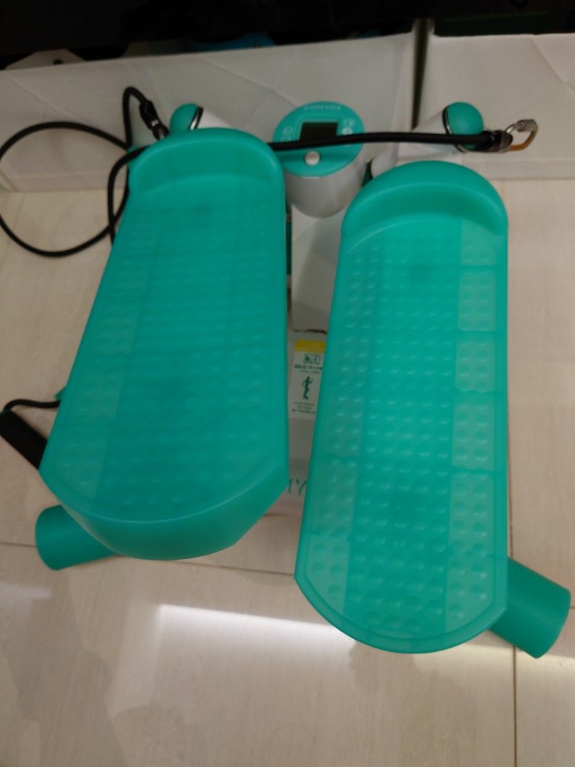 Decathlon Domyos Steps machine, Sports Equipment, Exercise & Fitness ...
