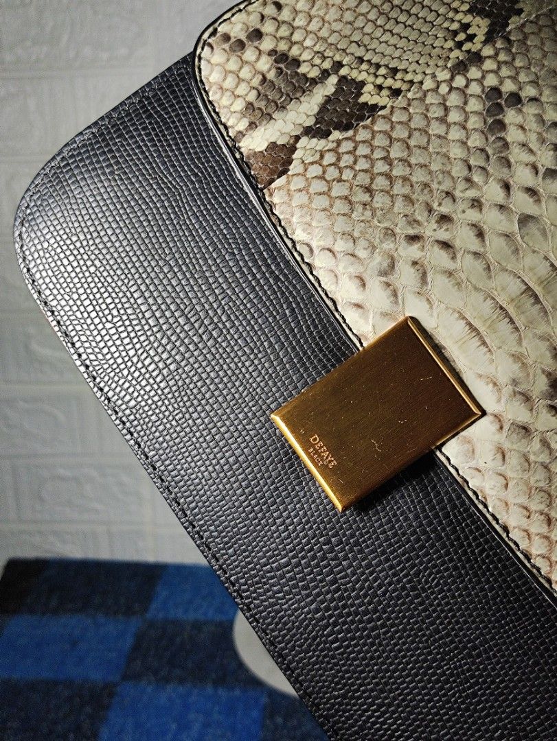 Defaye black, Women's Fashion, Bags & Wallets, Shoulder Bags on Carousell