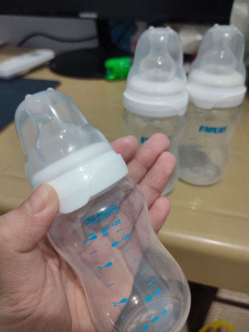 Farlin Breastmilk Electric Pump with free 3 120ml bottles, Babies & Kids, Nursing & Feeding ...