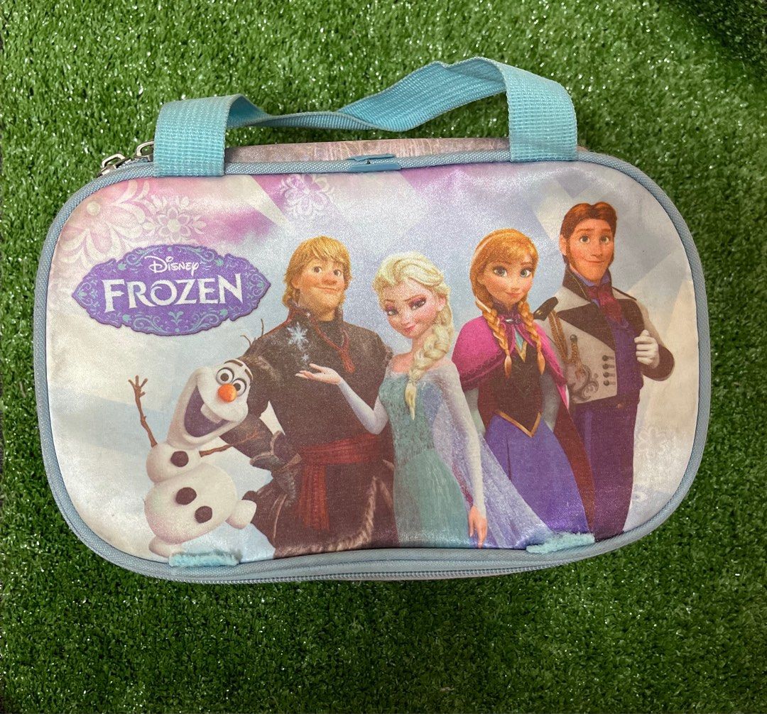 FROZEN LUNCH BOX, Hobbies & Toys, Travel, Travel Essentials ...