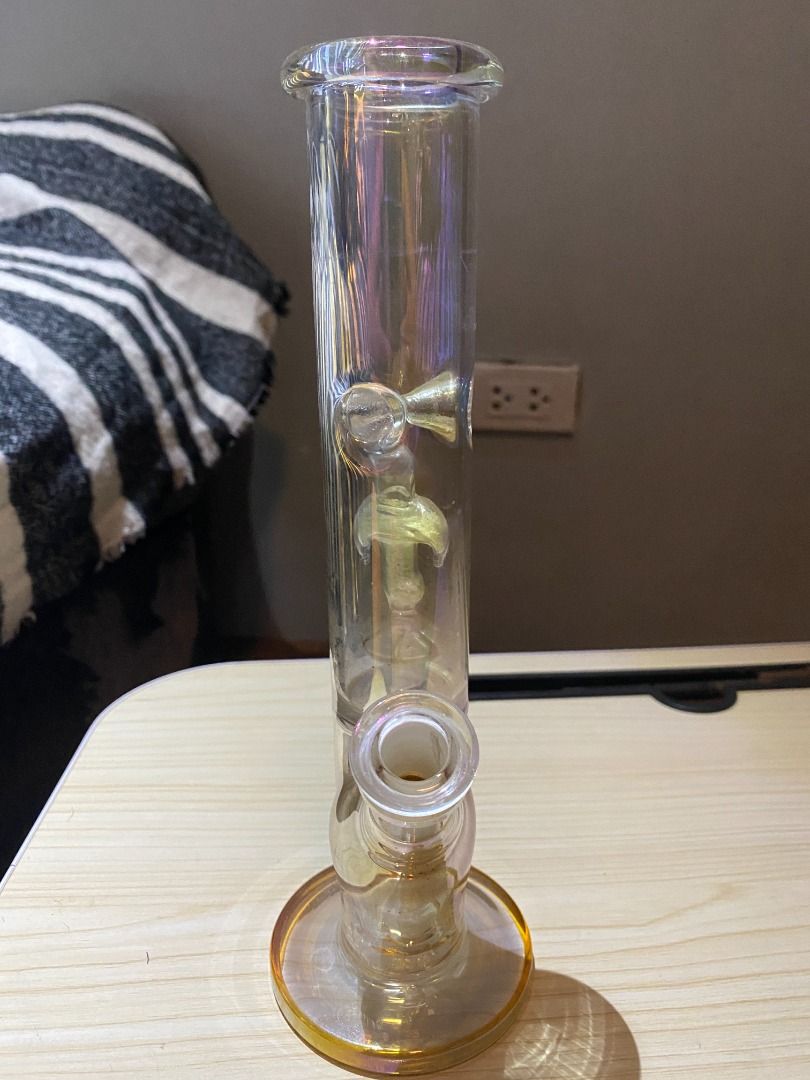 Glass Bong #5, Furniture & Home Living, Home Decor, Other Home Decor on ...