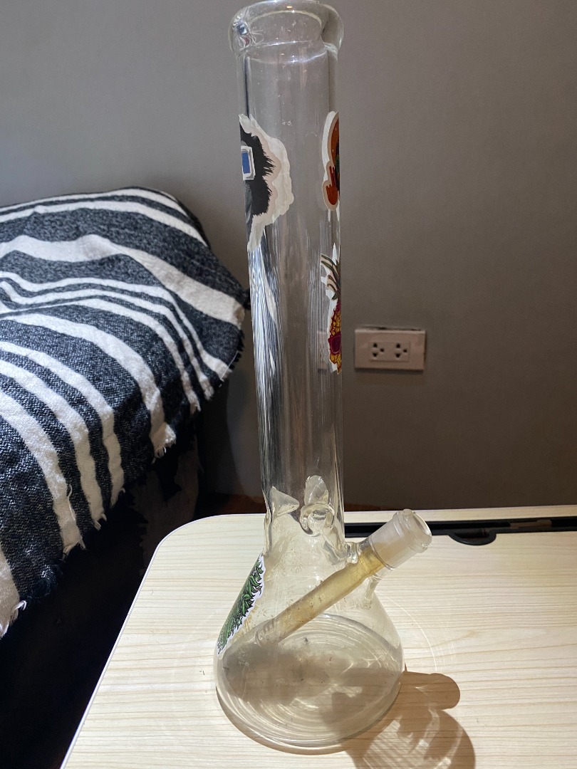Glass Bong #6, Furniture & Home Living, Home Decor, Other Home Decor on ...