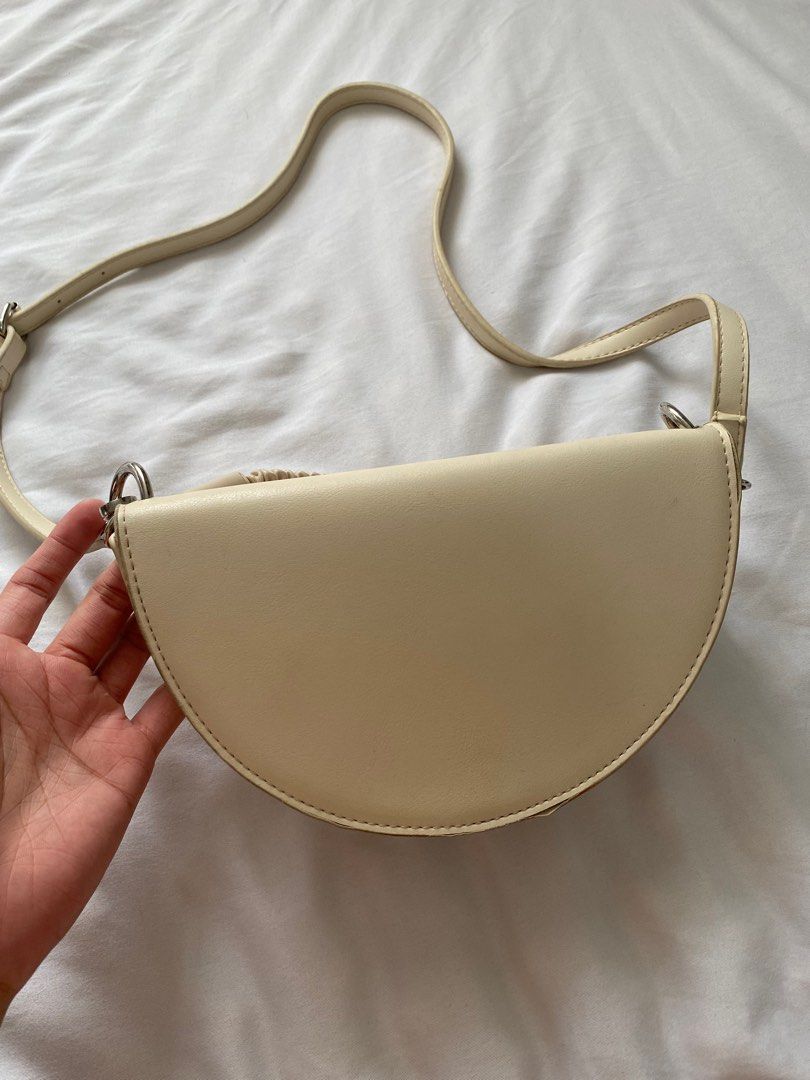 Half-Moon Shaped Bag, Women's Fashion, Bags & Wallets, Cross-body Bags ...