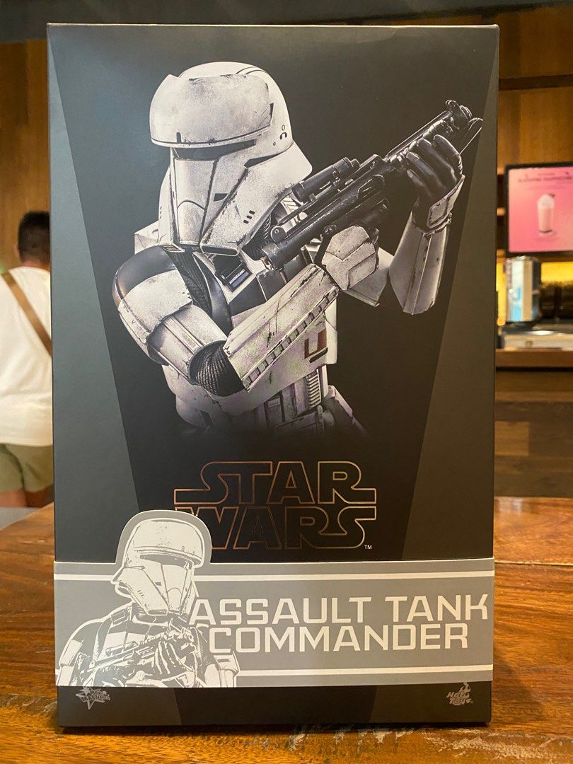 Hot toys ASSAULT TANK COMMANDER, Hobbies & Toys, Toys & Games on Carousell