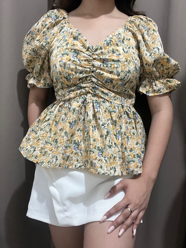 HQ Korean Top, Women's Fashion, Tops, Blouses on Carousell