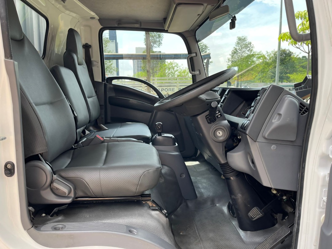Isuzu NPR85, Cars, Commercial Vehicles, Used on Carousell