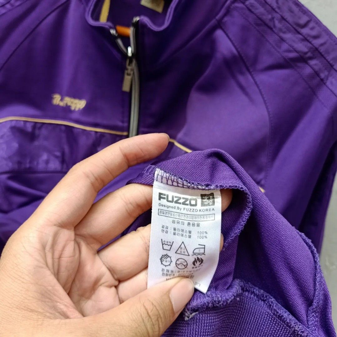 Jaket Tracktop Fuzzo, Fesyen Pria, Pakaian , Atasan di Carousell