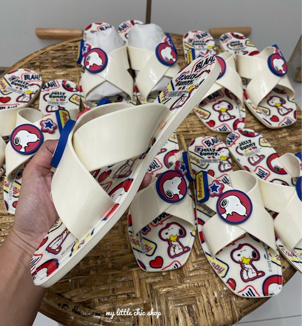 jelly bunny x peanuts grace flats sandals, Women's Fashion, Footwear ...
