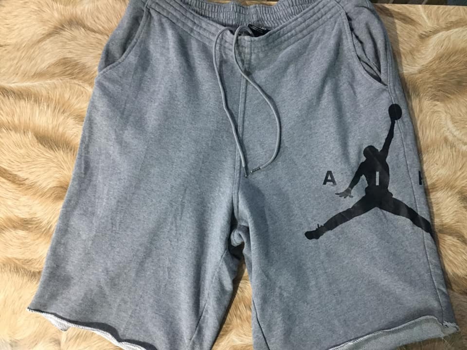 Jordan Alumni, Men's Fashion, Activewear on Carousell