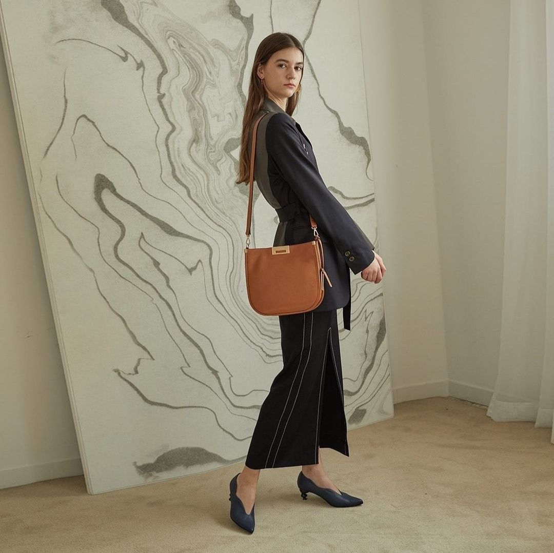 Joy Gryson Claire Easy Shoulder Bag, Luxury, Bags & Wallets on Carousell