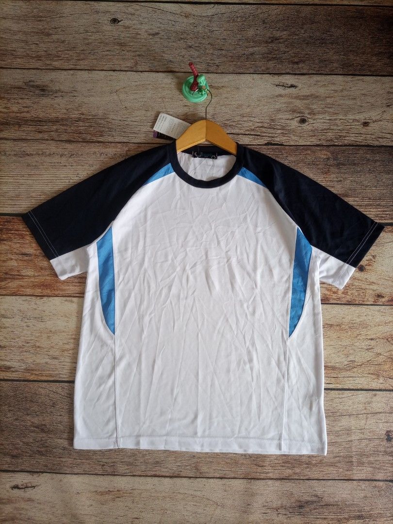 Kaos dry fit Spout, Olah Raga, Baju Olahraga di Carousell