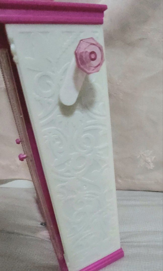 life in the dreamhouse barbie fashion vending machine, Hobbies & Toys ...