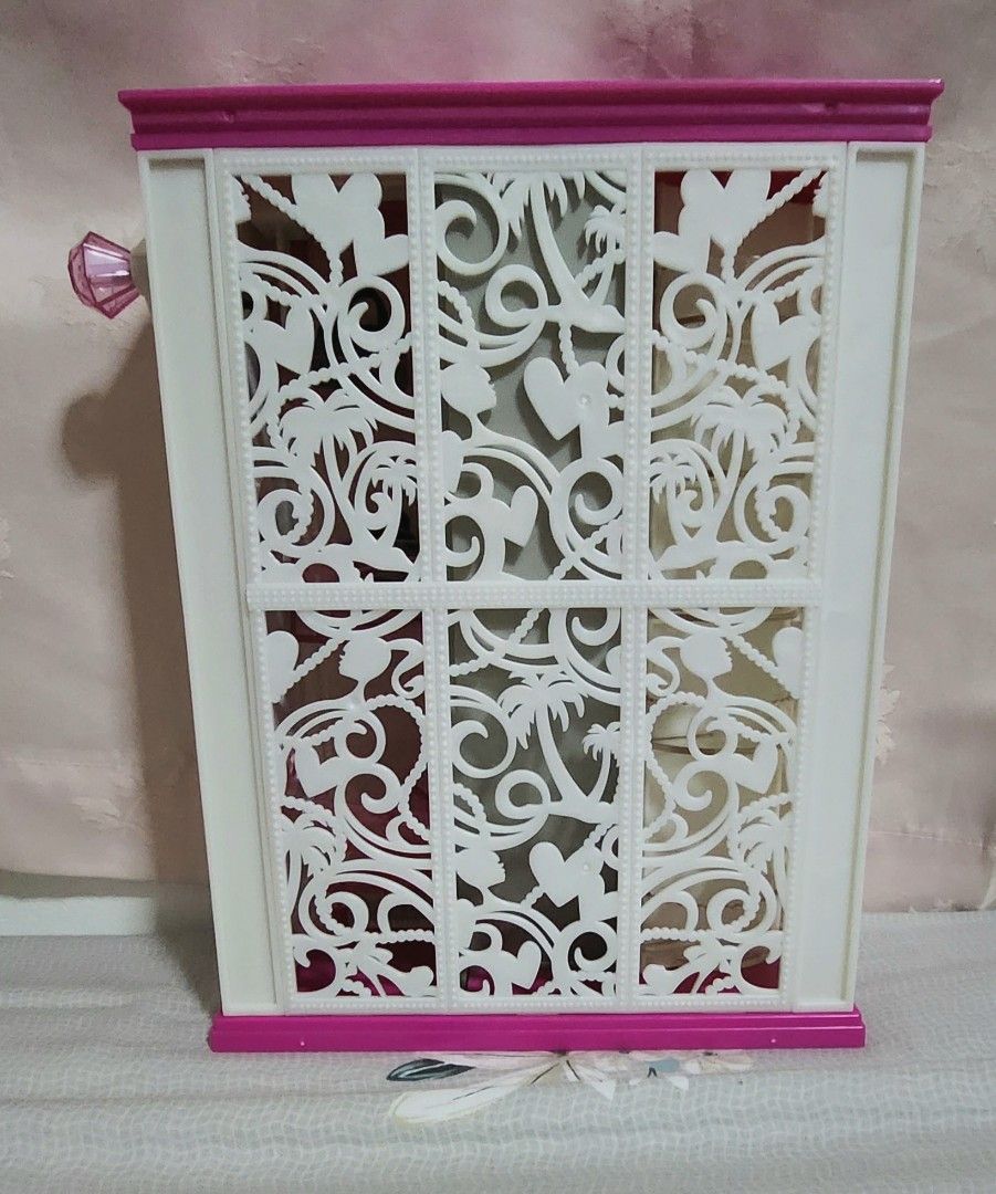 life in the dreamhouse barbie fashion vending machine, Hobbies & Toys ...