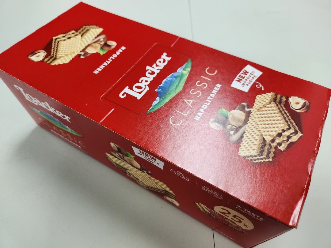 Loacker Napolitaner Hazelnut Wafer (45g x 25 packs), Food & Drinks ...