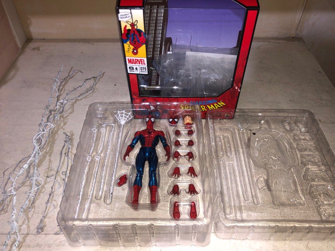 Mafex reissue 075 spidey, Hobbies & Toys, Toys & Games on Carousell