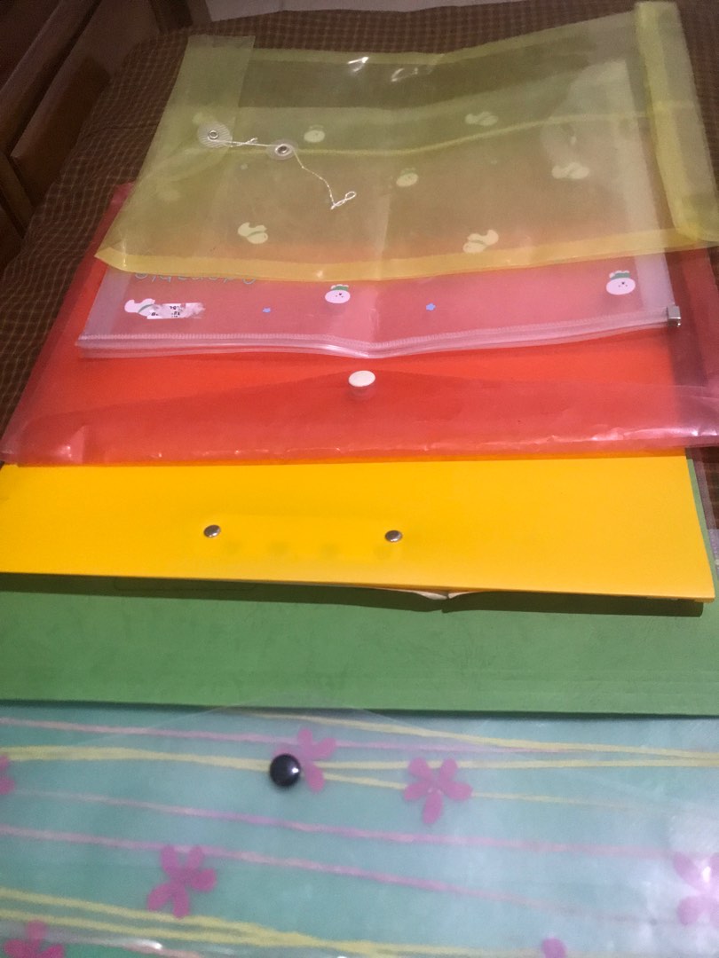 Map dokumen, Buku & Alat Tulis, Alat Tulis di Carousell