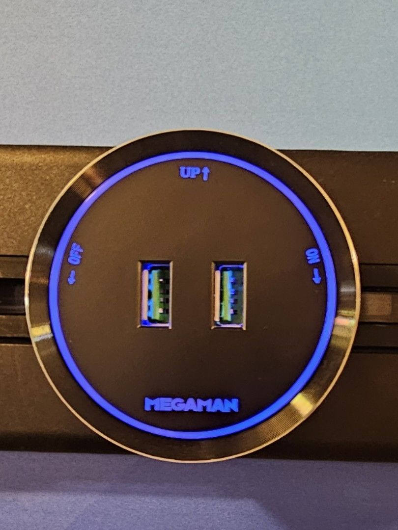 Megaman power socket track 600mm, TV & Home Appliances, Electrical ...