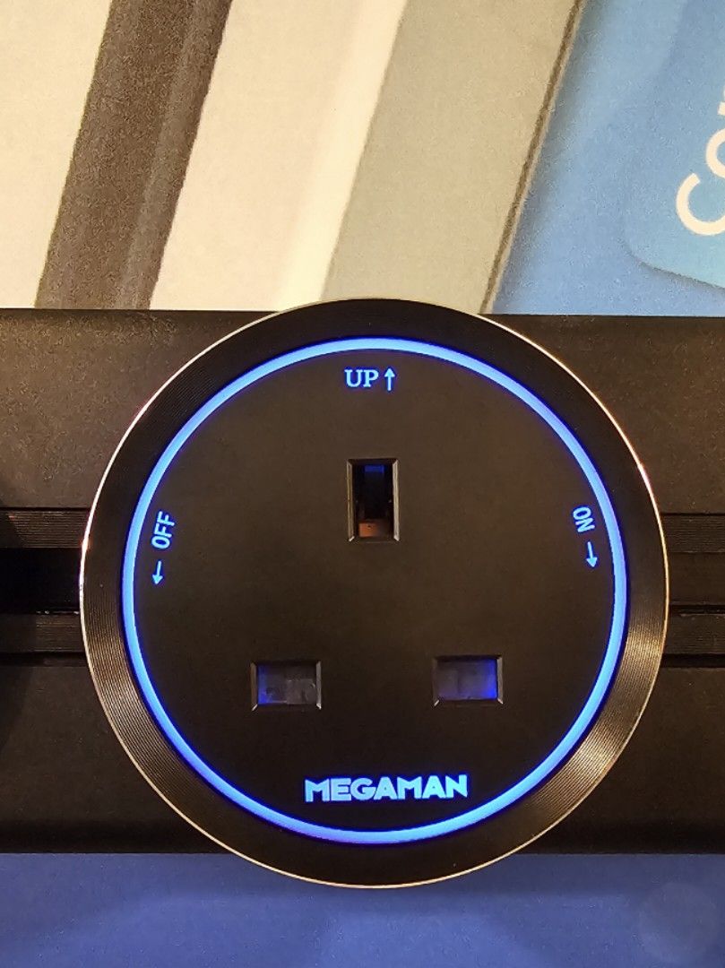 Megaman power socket track 600mm, TV & Home Appliances, Electrical ...