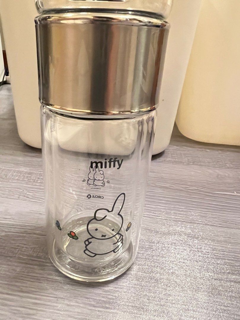 Miffy Double Wall Glass Tea Bottle -250ml, 其他, 其他 - Carousell