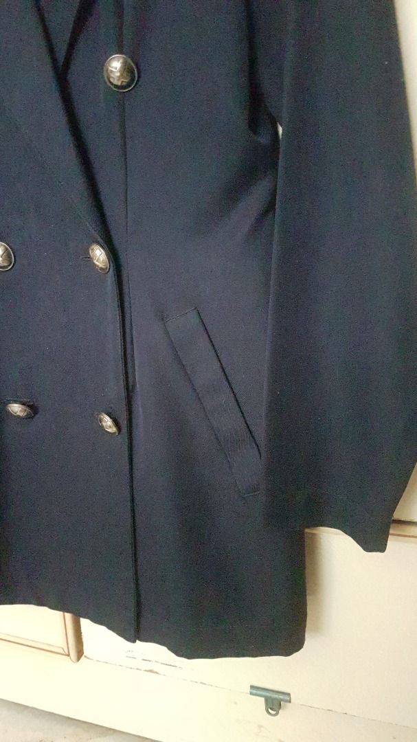 V smart navy blue blazer, Women's Fashion, Coats, Jackets and Outerwear ...