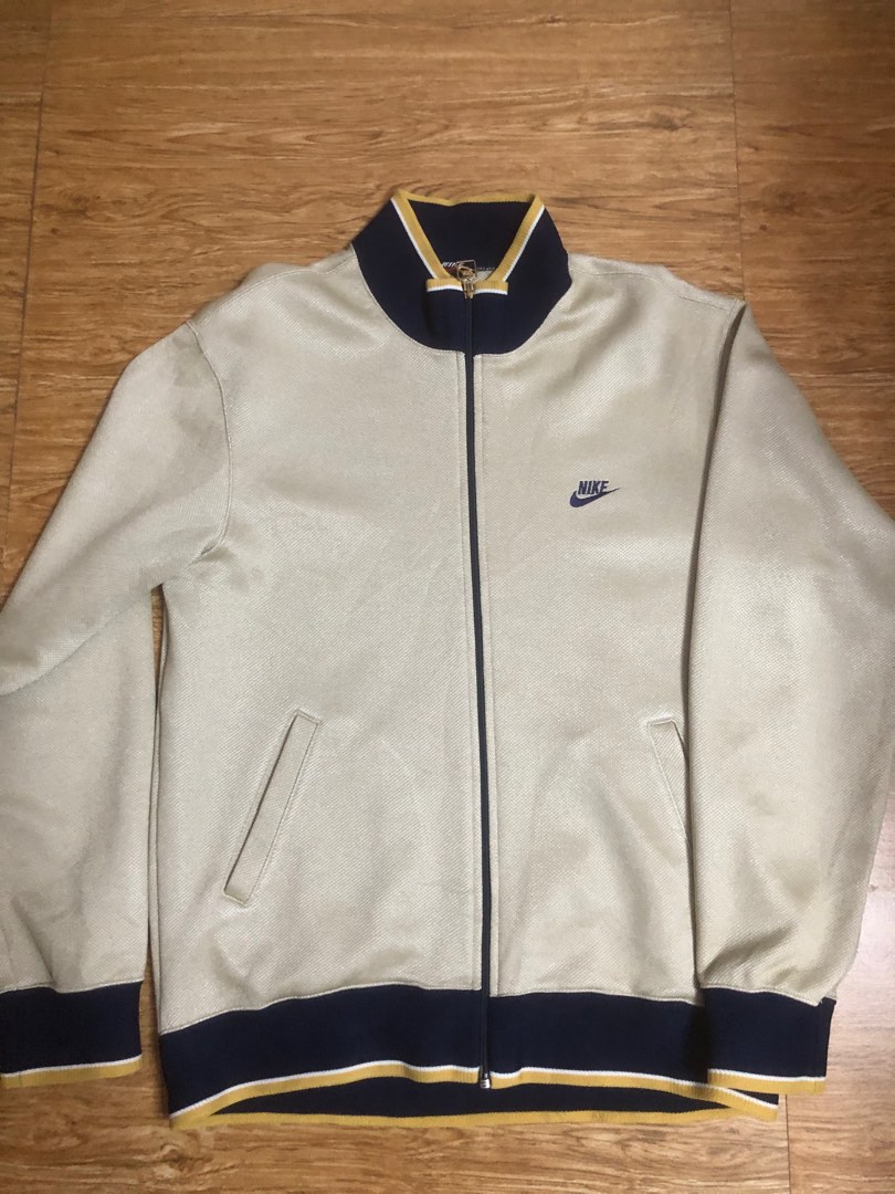 Nike vintage track jacket gold, Men's Fashion, Coats, Jackets and ...