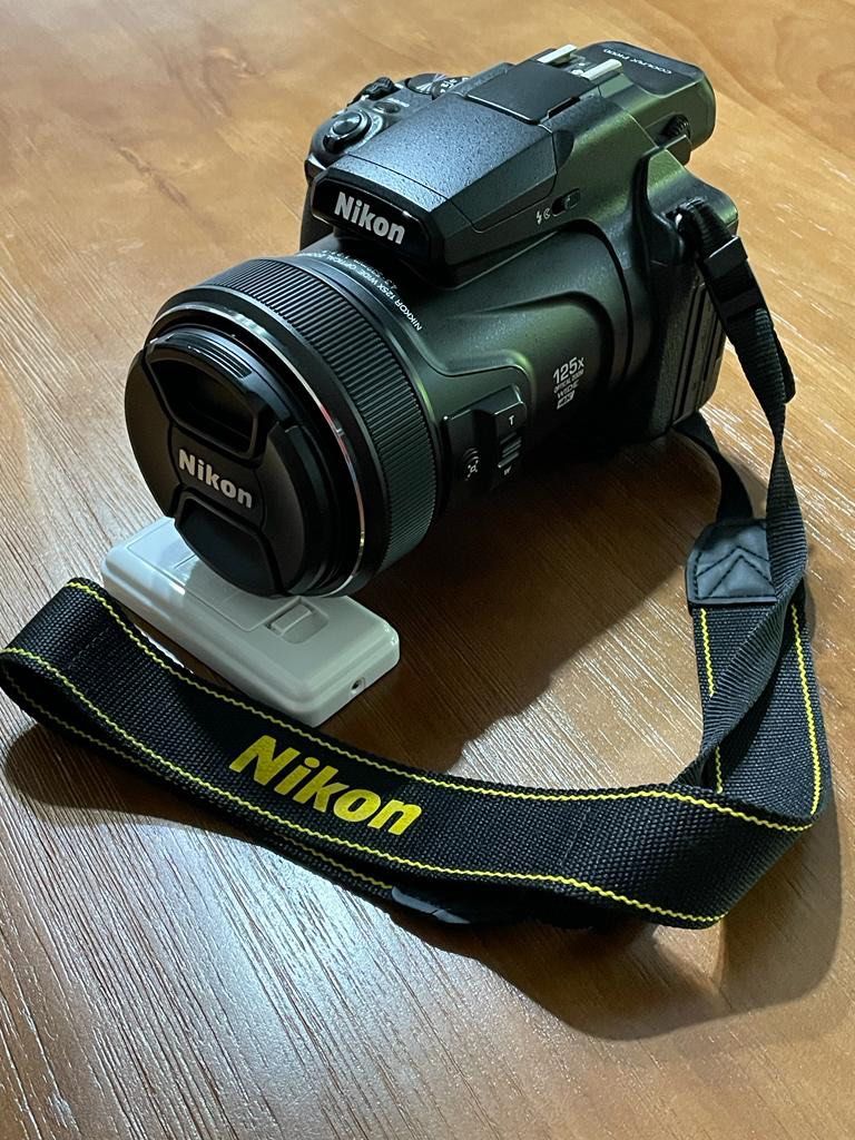 Nikon P1000 + 2 batter & charger, Photography, Cameras on Carousell