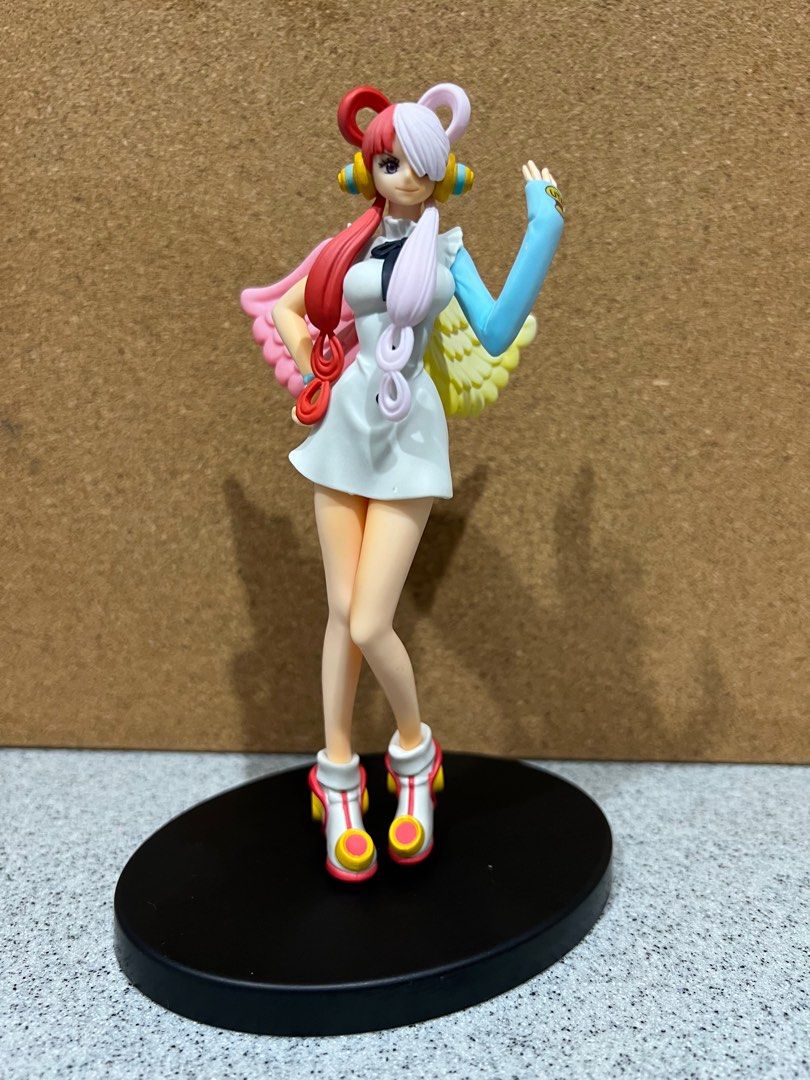 One piece figure 海賊王模型 UTA 少量 全新 有盒, 興趣及遊戲, 玩具 & 遊戲類 - Carousell