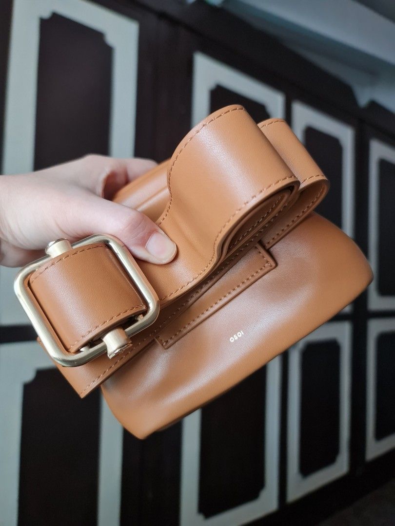 OSOI belt/body bag, Luxury, Bags & Wallets on Carousell