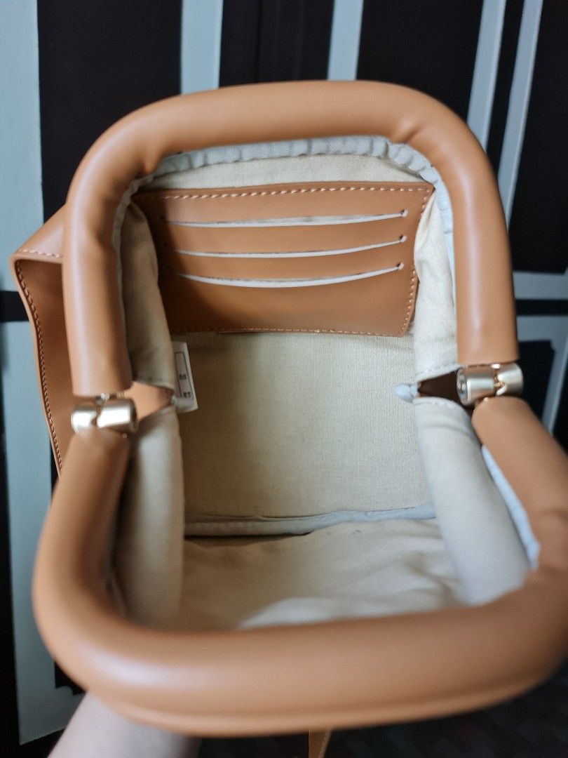 OSOI belt/body bag, Luxury, Bags & Wallets on Carousell