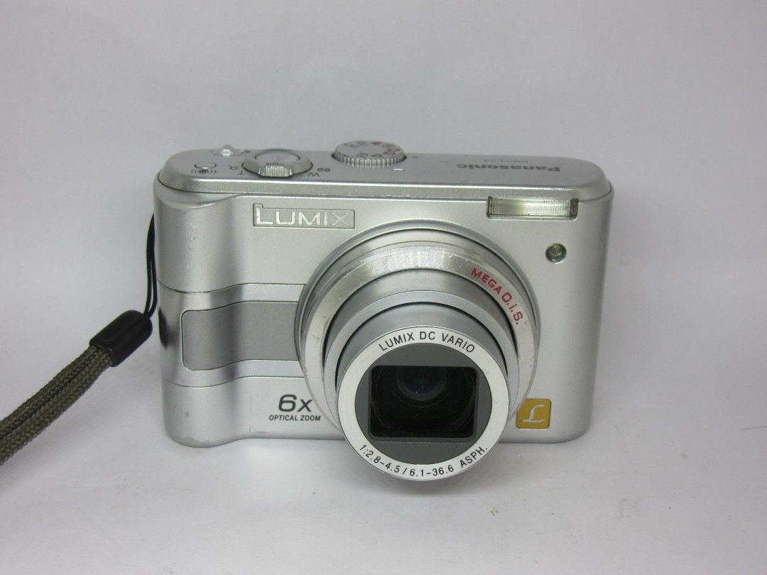 Panasonic Lumix old model, Photography, Cameras on Carousell