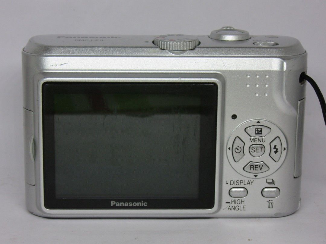 Panasonic Lumix old model, Photography, Cameras on Carousell
