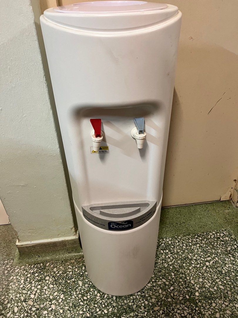 Pere ocean hot and cold water dispenser, TV & Home Appliances, Kitchen ...