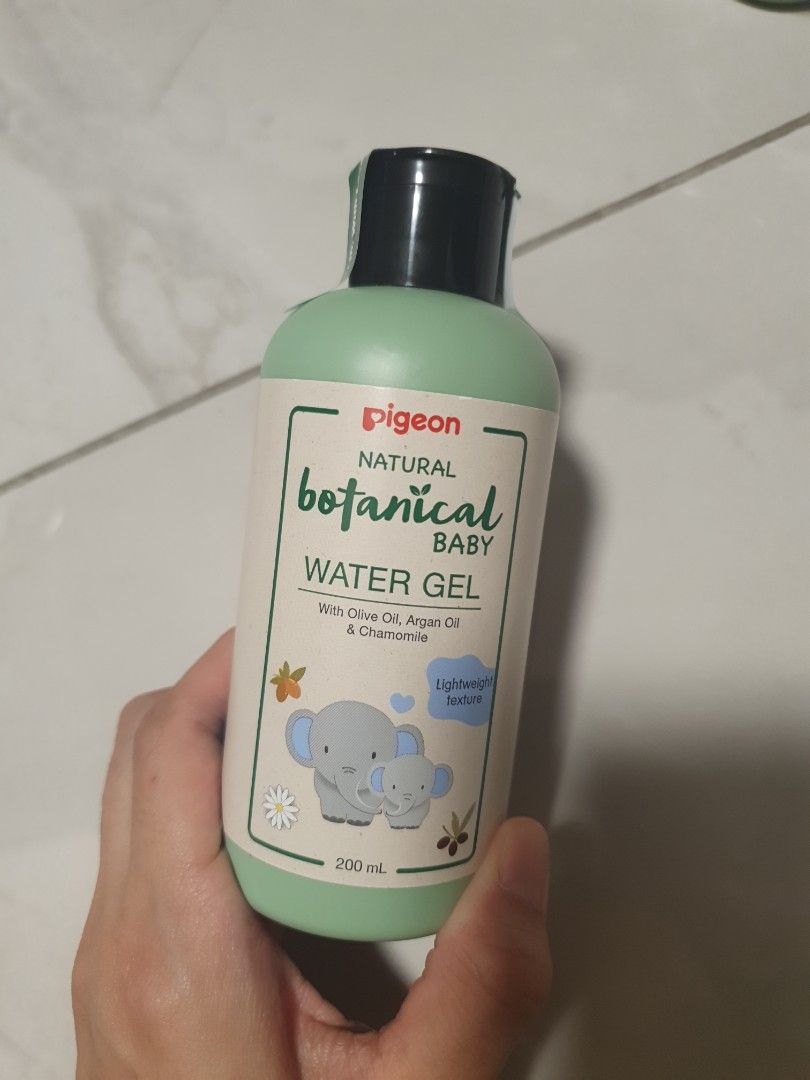 Pigeon botanical water gel, Babies & Kids, Bathing & Changing, Baby ...