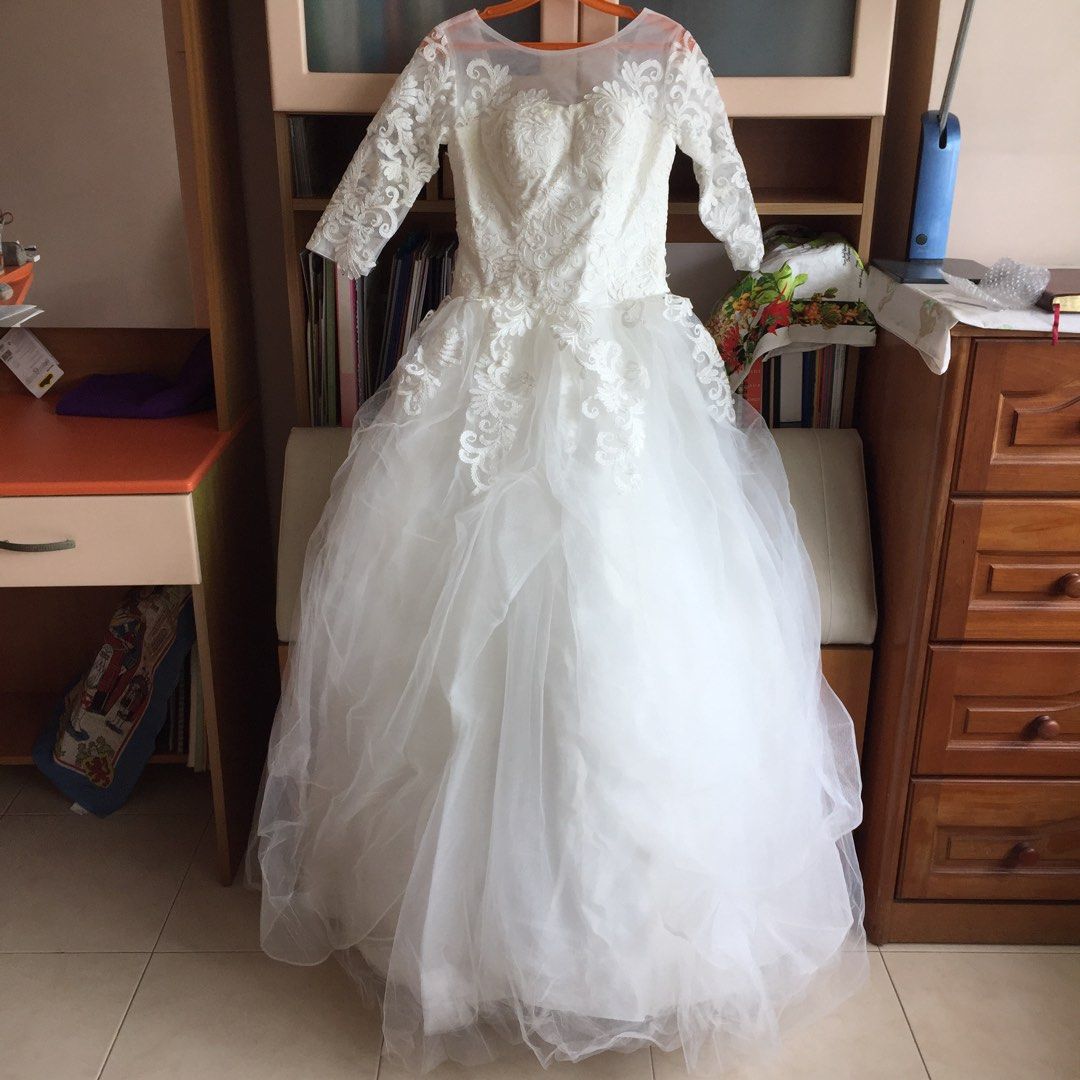 Princess Waist Lacey Wedding Dress, Women's Fashion, Dresses & Sets ...