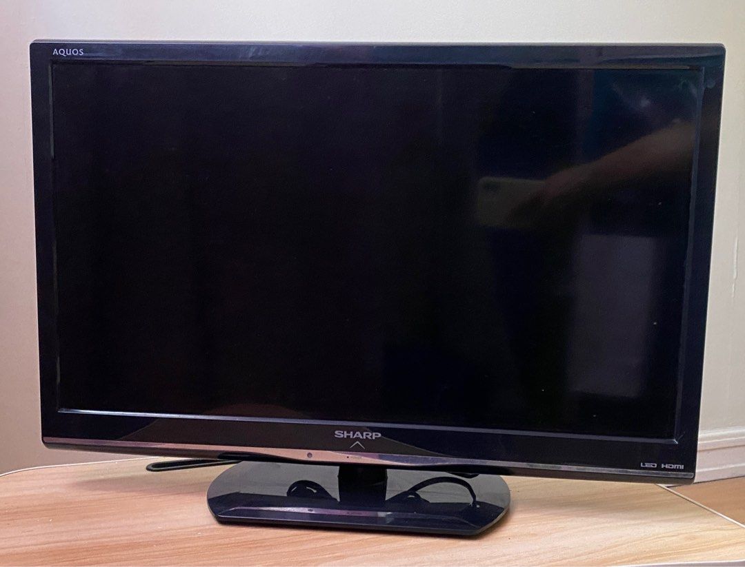 Sharp TV 24 inch, TV & Home Appliances, TV & Entertainment, TV on Carousell