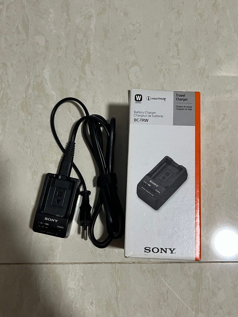 Sony BC-TRW Battery Charger, Photography, Photography Accessories ...