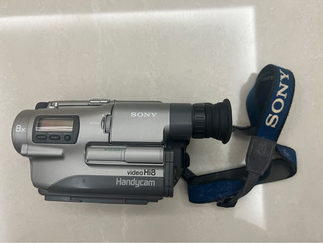 Sony video Hi8 Handycam, 攝影器材, 攝錄機 - Carousell