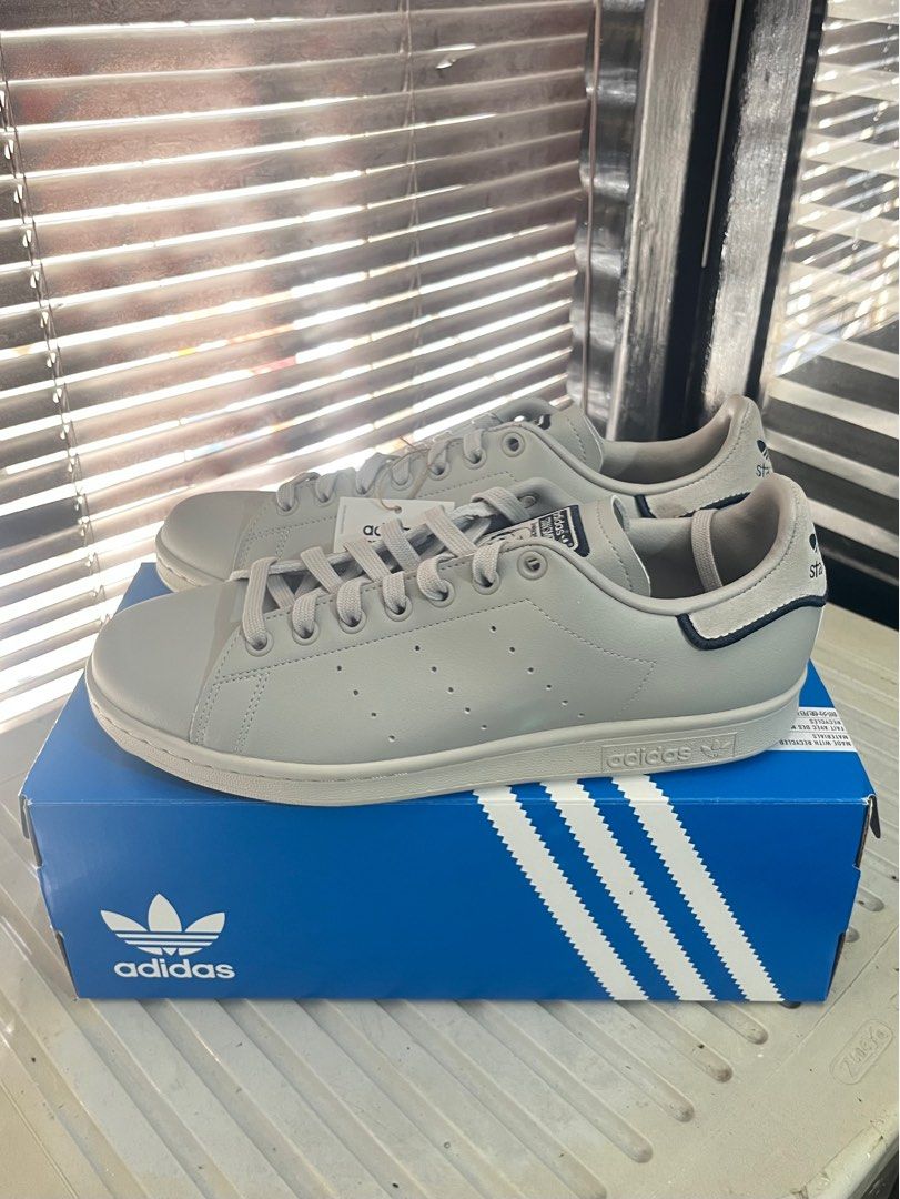 Stan Smith (Gray), Men's Fashion, Footwear, Sneakers on Carousell