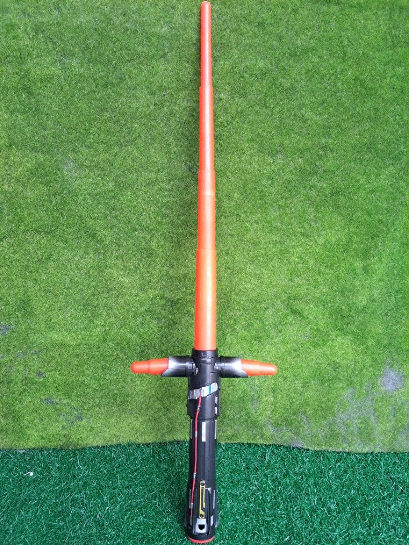 Star Wars Lead Villain Extendable Lightsaber, 2015 Hasbro, Hobbies ...