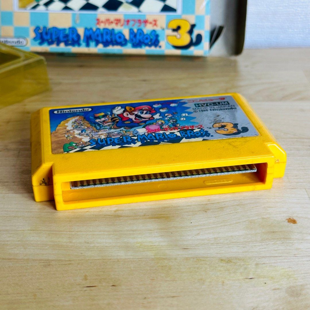SUPER MARIO 3 - Famicom NES Vintage Video Game Complete - PreOwned ...