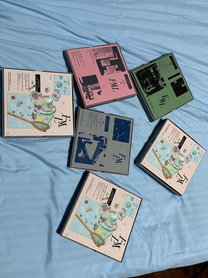 SVT FML albums 200 each, Hobbies & Toys, Memorabilia & Collectibles, K ...