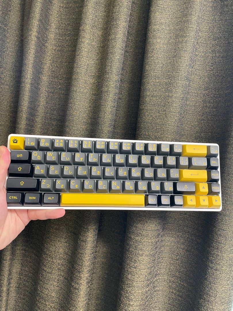 Thocky 65% Custom Mechanical Keyboard, Computers & Tech, Parts ...