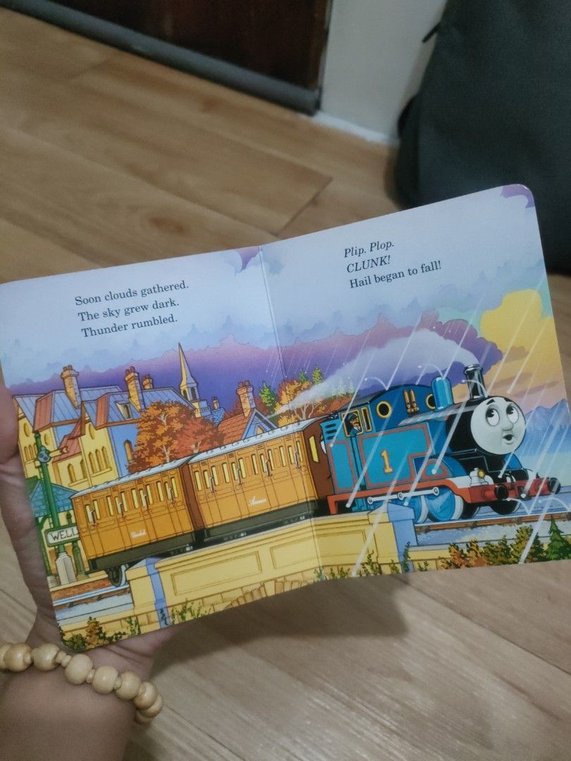 Thomas & Friends Board Book, Hobbies & Toys, Books & Magazines ...