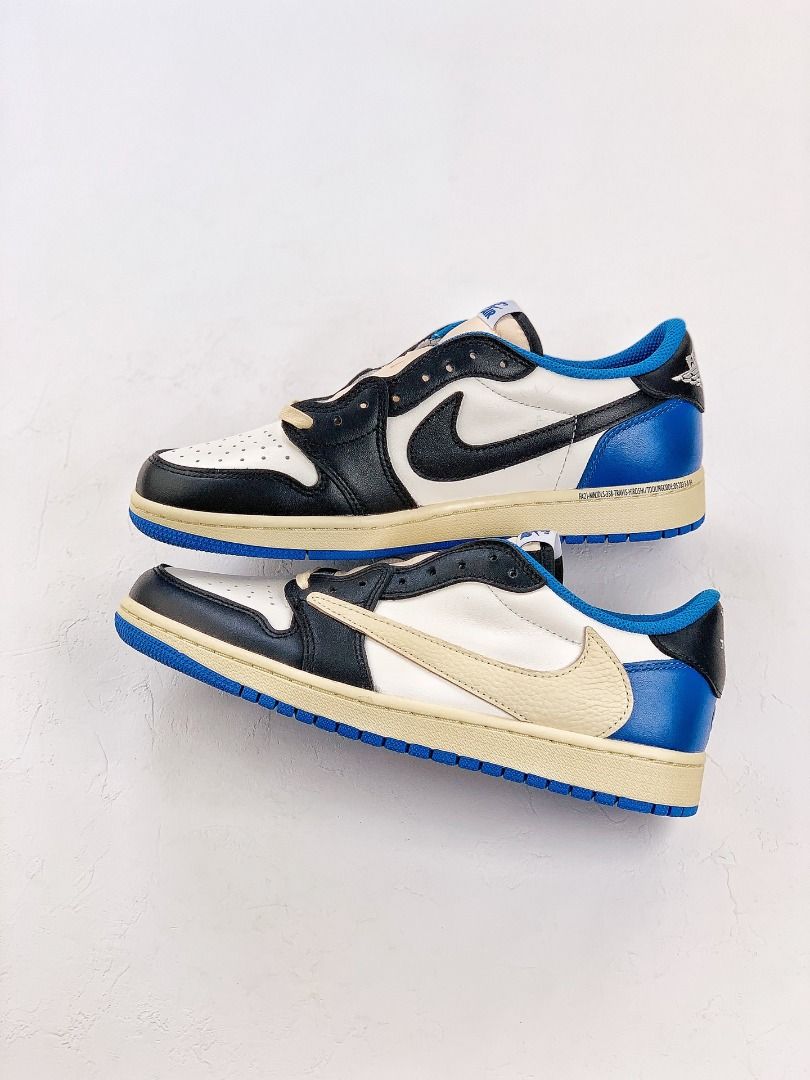 Travis Scott x Air Jordan 1, Men's Fashion, Footwear, Sneakers on Carousell