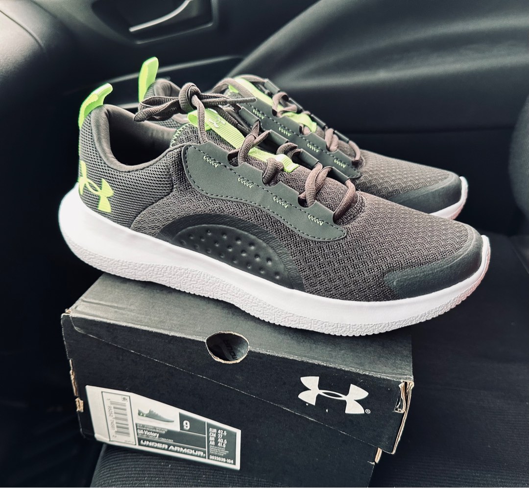 Under Armour Victory US 9 Mens, Men's Fashion, Footwear, Sneakers on ...