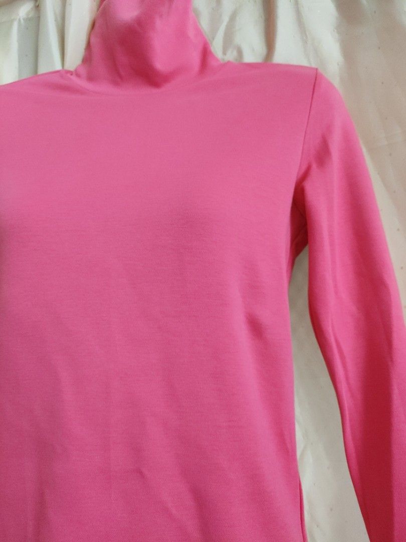 Uniqlo Barbie pink turtle neck, Women's Fashion, Tops, Longsleeves on ...
