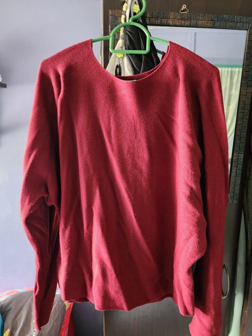 Uniqlo Batwing Red Top, Women's Fashion, Tops, Longsleeves on Carousell