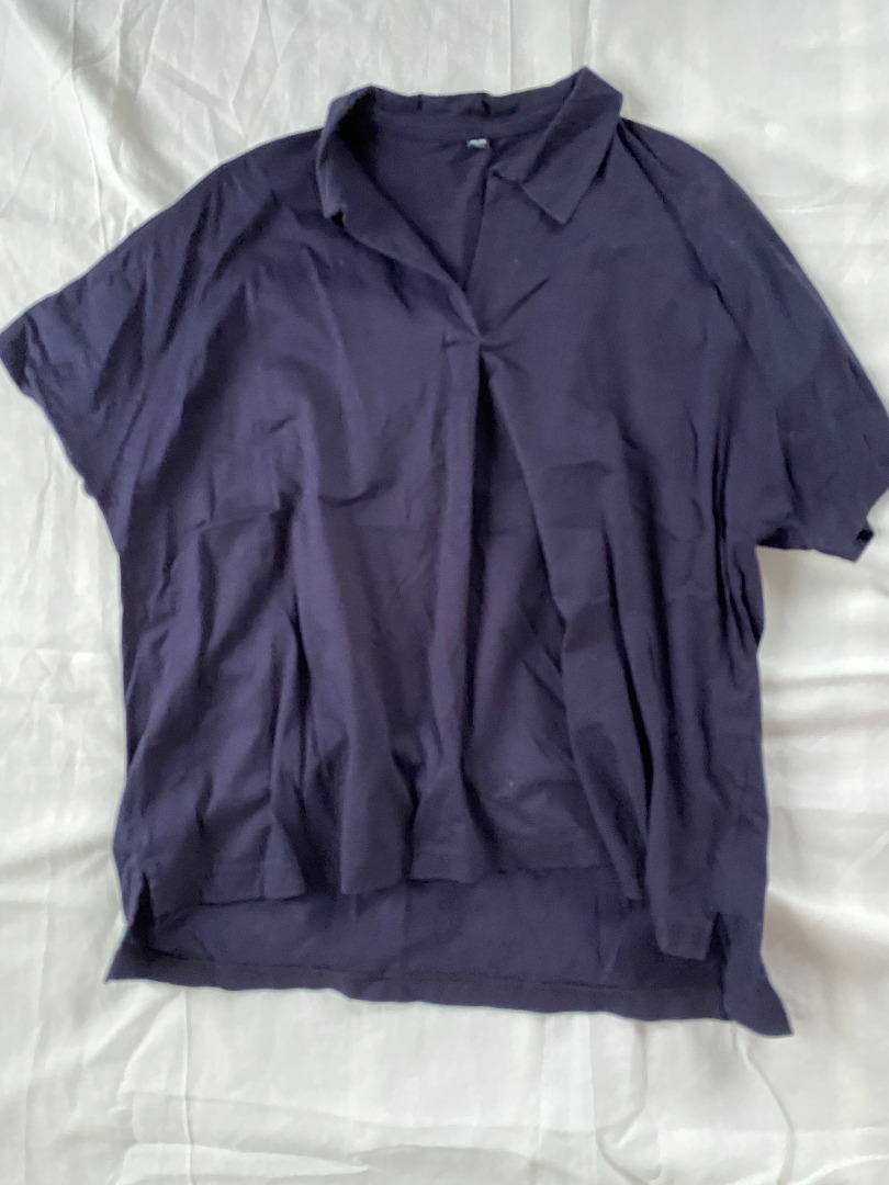 Uniqlo blue polo, Women's Fashion, Tops, Blouses on Carousell